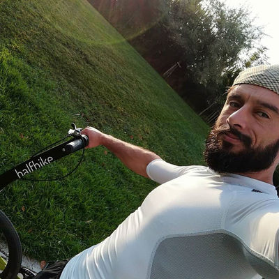 Halfbike | The compact and light standing bike, anywhere with you! | Home